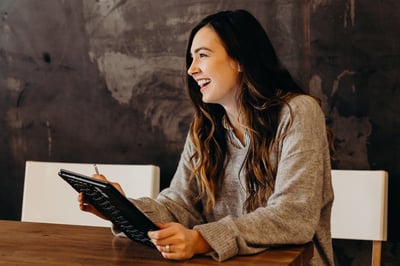 7 Meeting Invitation Email Samples That Drive Responses